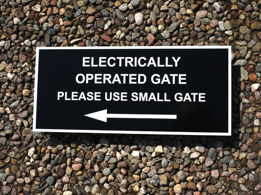 Steel railing sign - Sign Industries