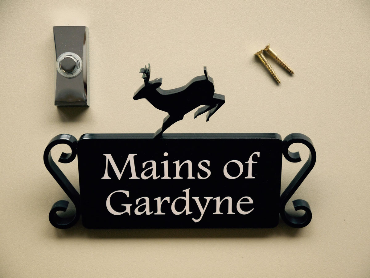 Laser-cut 3D Perspex sign - Sign Industries